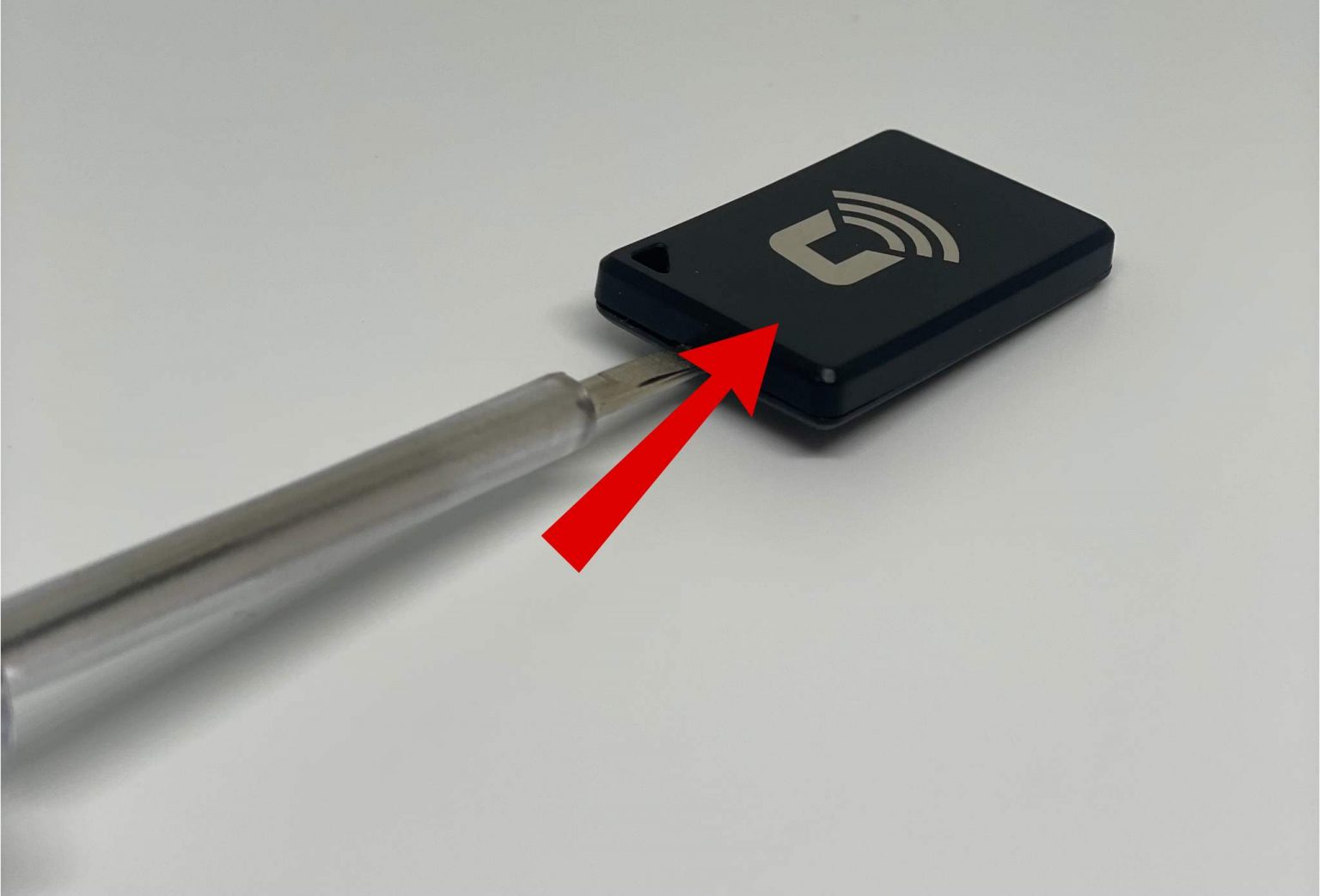 How to Replace the Battery in the CarLock Tag 2.0 (black card) - CarLock