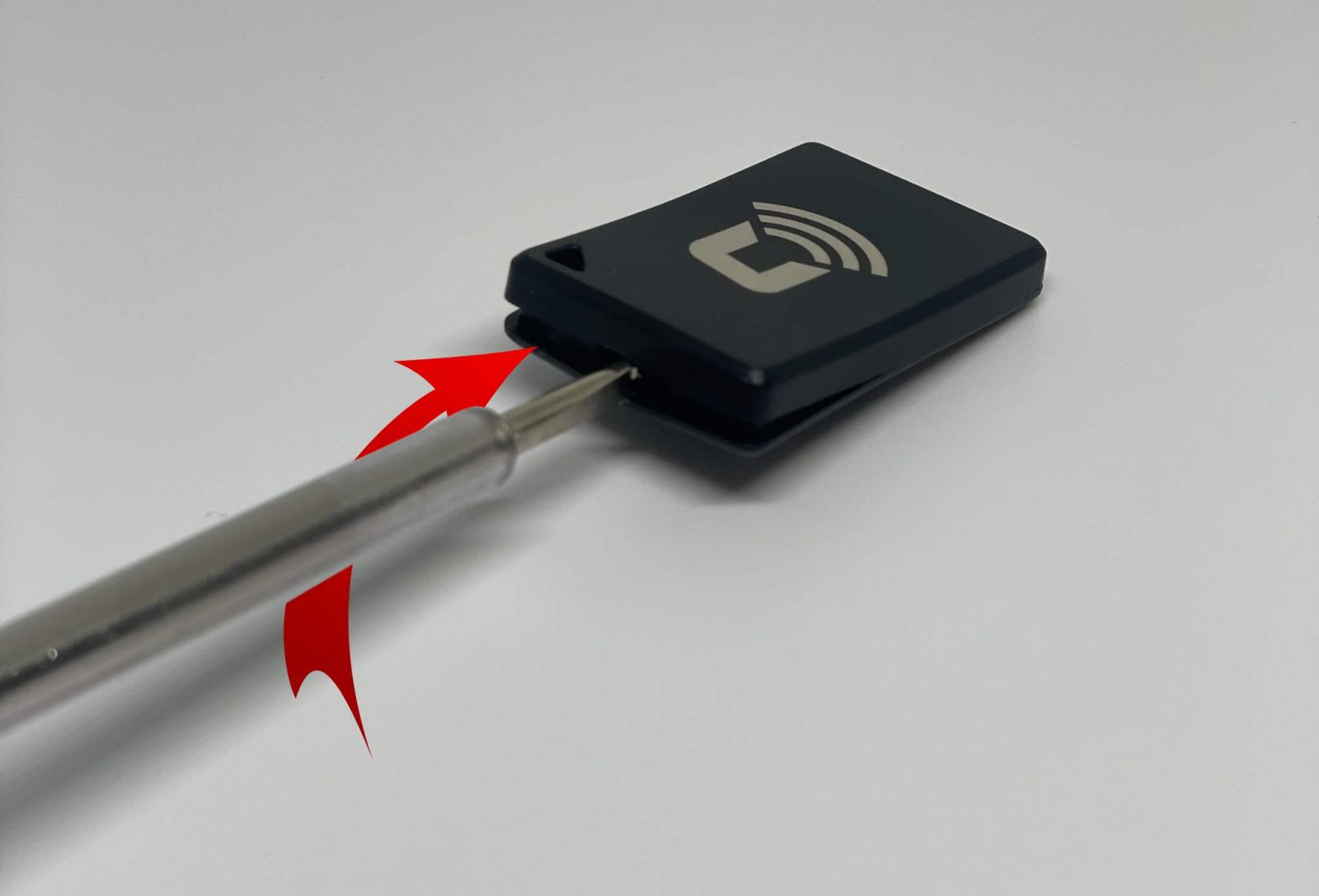 How to Replace the Battery in the CarLock Tag 2.0 (black card) - CarLock